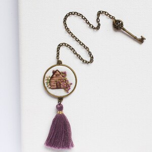 Embroidered House Aesthetic Bookmark, Cozy Hut Book Accessories ...