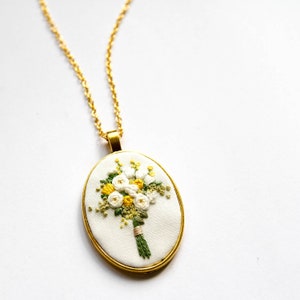 Hand Embroidered Bouquet Necklace: Gold Flower Pendant - Etsy