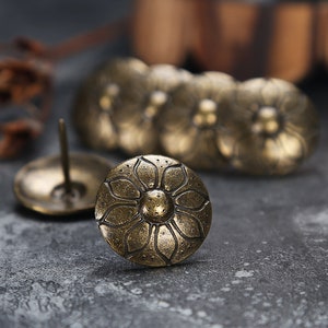 2 PCS Vintage Metal Push Pins Iron Push Pin Thumbtack Drawing Pin ...