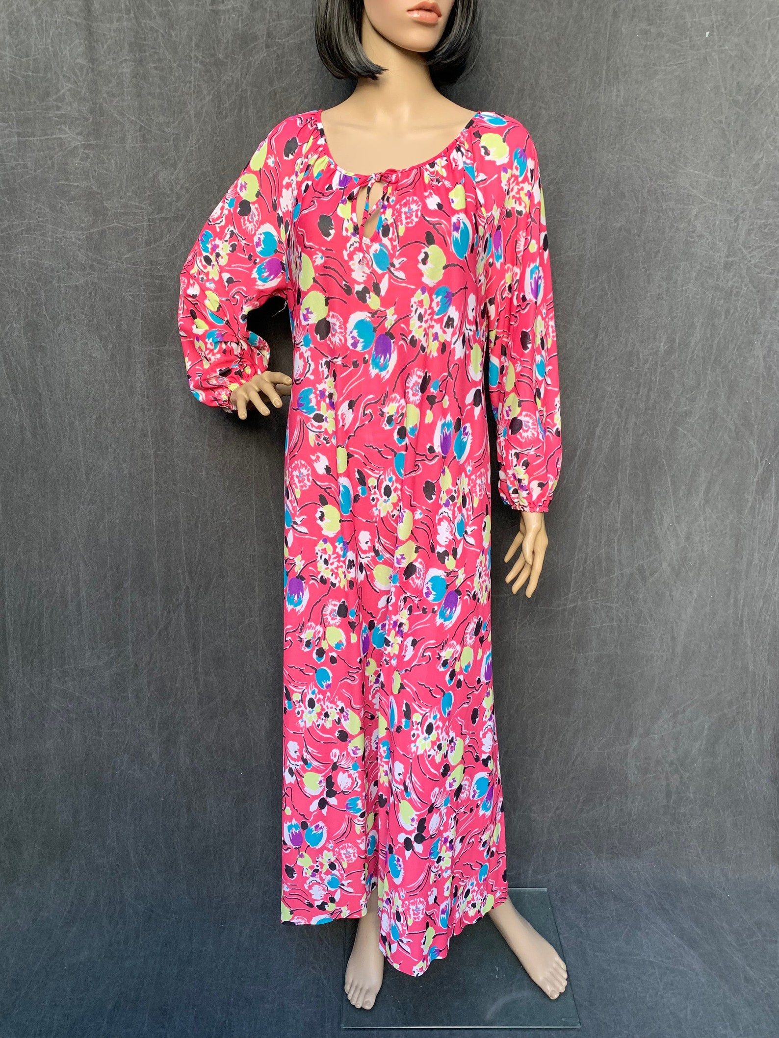 70s Nightgown Pullover Robe Pink with Spring Tulips Flower | Etsy
