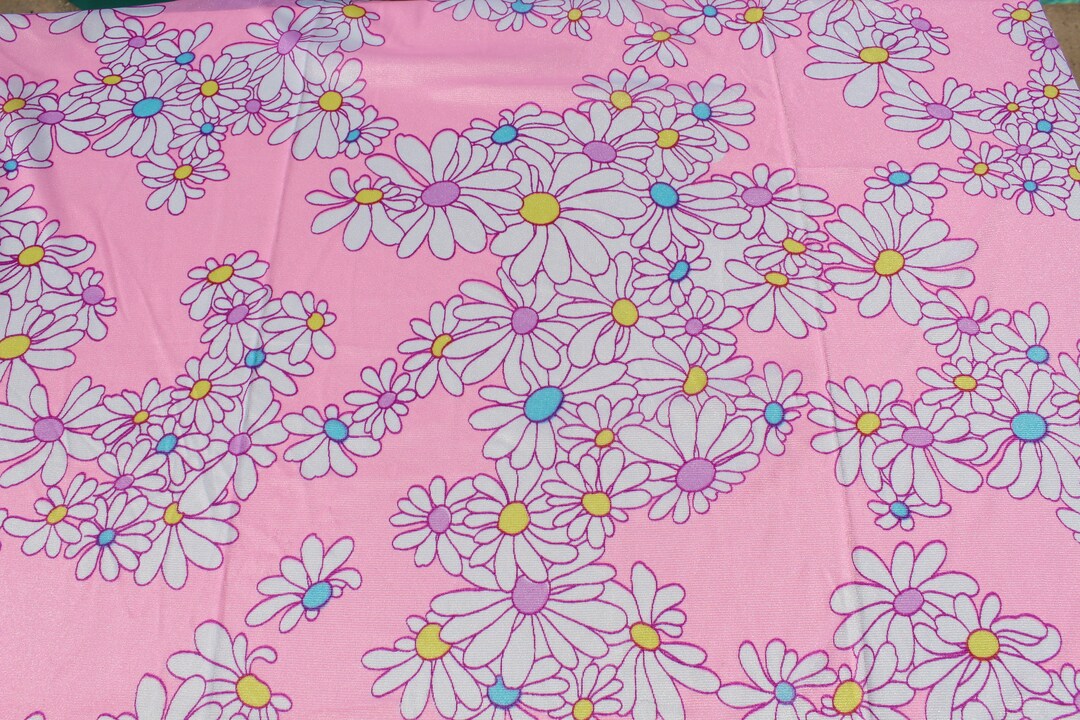 Baby Pink & White Mod Daisy Flower Knit Polyester Fabric by the Yard - Etsy