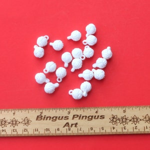 Vintage Lot of 20 Small Round Faux Chinese Knot Plastic Ball Buttons ...