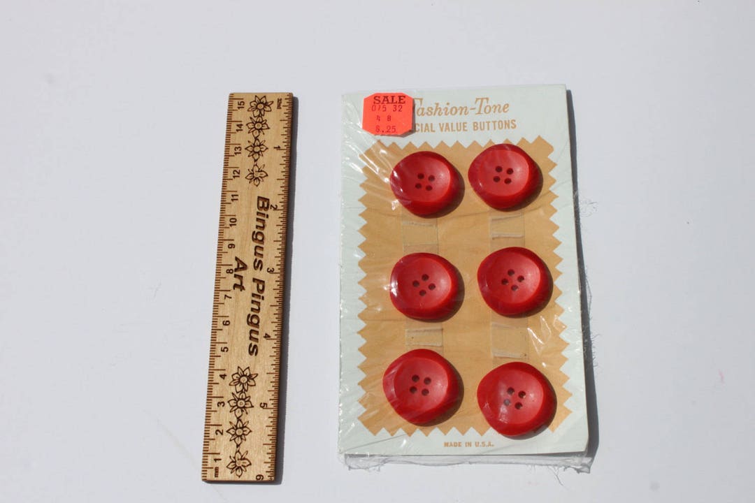 Vintage Orange Red Plastic Buttons on Card, 1 Inch for Coat Craft ...