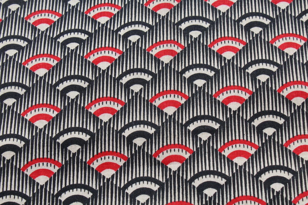 Vintage Red, Blue & Beige Scalloped Print Cotton Fabric by the Half ...