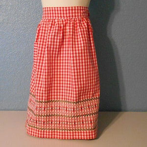 Vintage Red and White Checkered Apron - Etsy