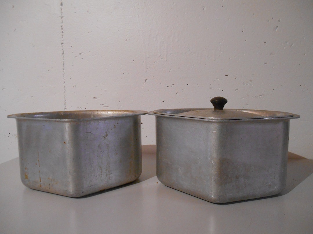 Kitchen Craft Cast Aluminum Triangular Cooking Pots, Camping Cookware ...