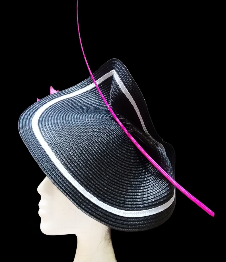 Black white and fuchsia races hat with flowers and rachis | Etsy