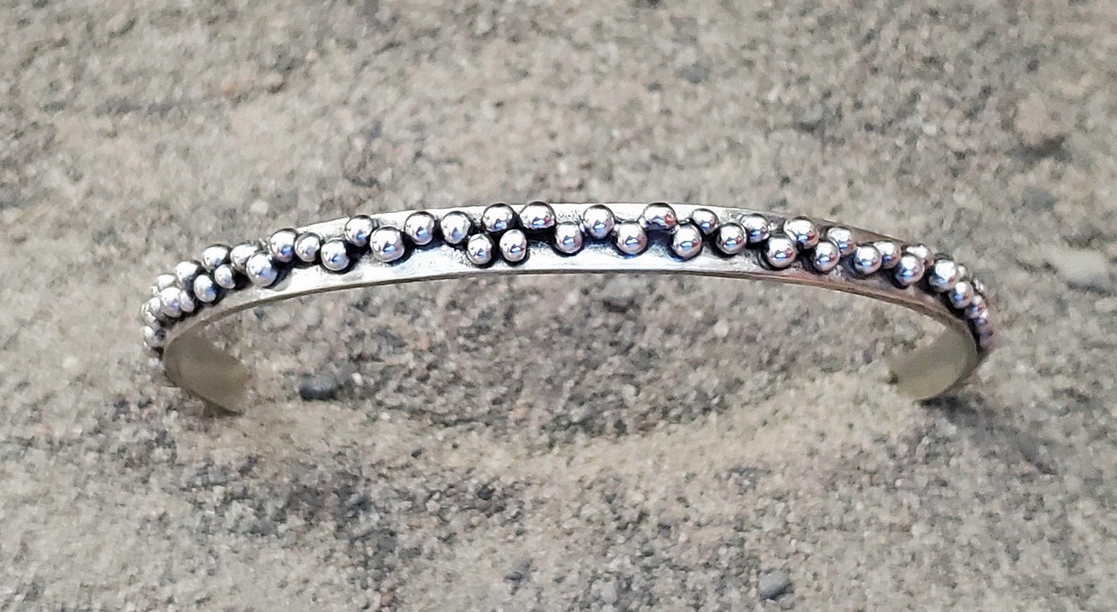 Argentium and Sterling Silver Pointiller Granulated Bangle - Etsy