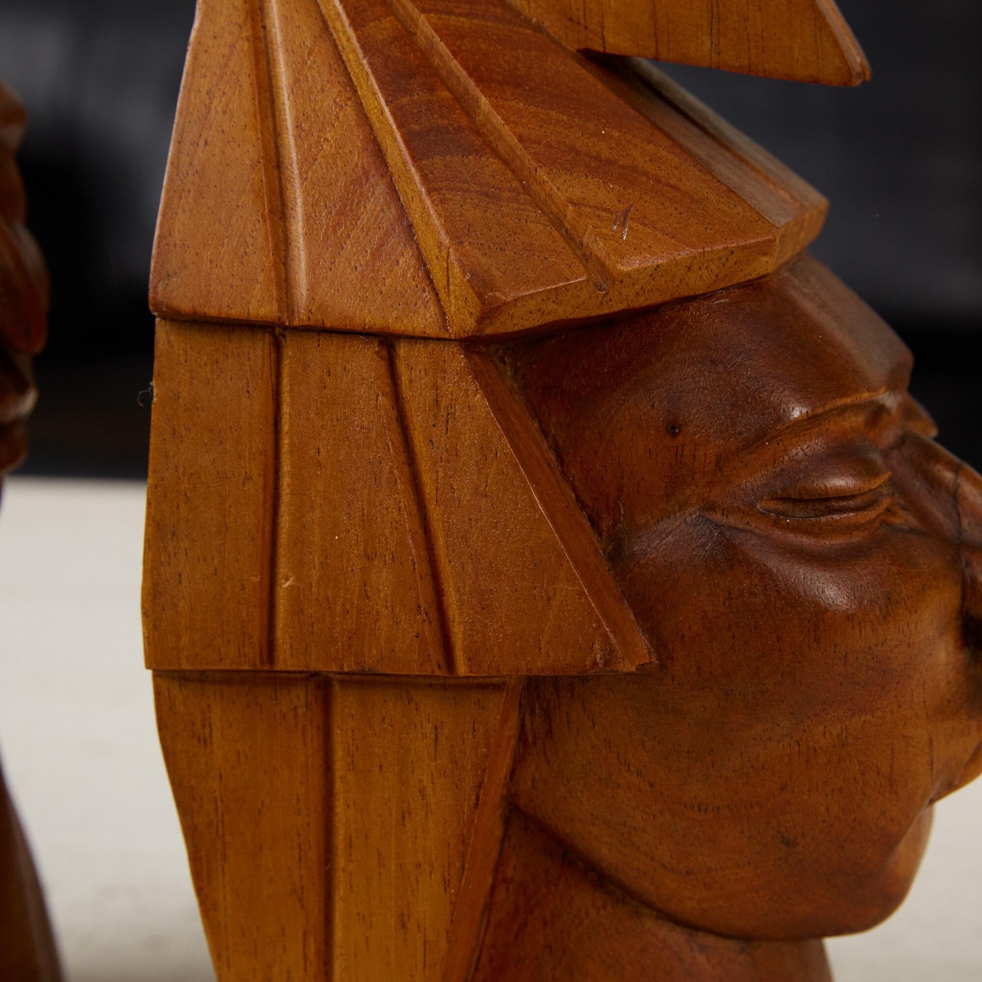 Pair of Wooden Native American Busts - Etsy