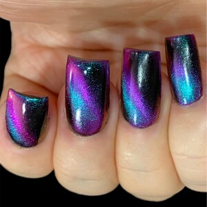 Magnetize Me - Magnetic Multi-chrome Fuchsia Blue Green Purple Rainbow ...