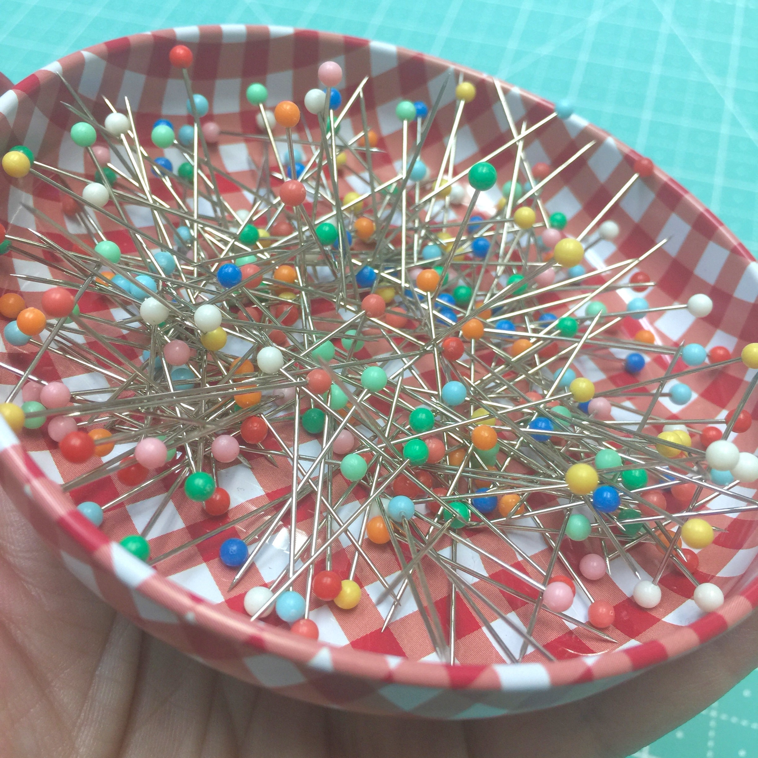 Pretty Pins Applique by Lori Holt of Bee in my Bonnet | Etsy