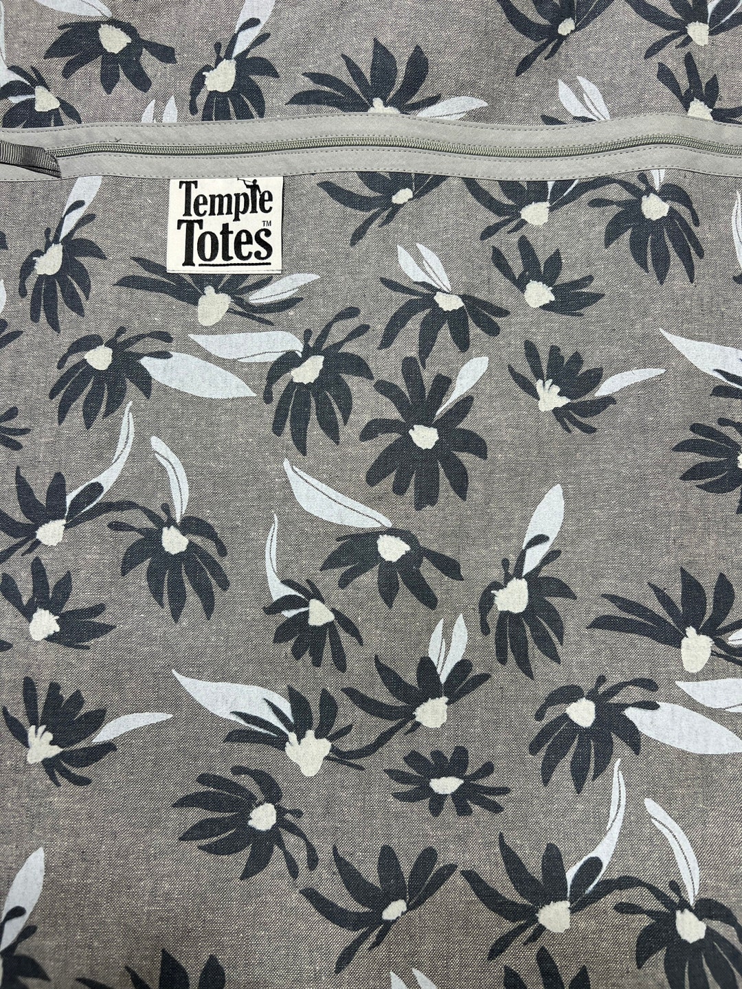 Templetotes LDS Temple Bag - Daisies (gray) - Etsy