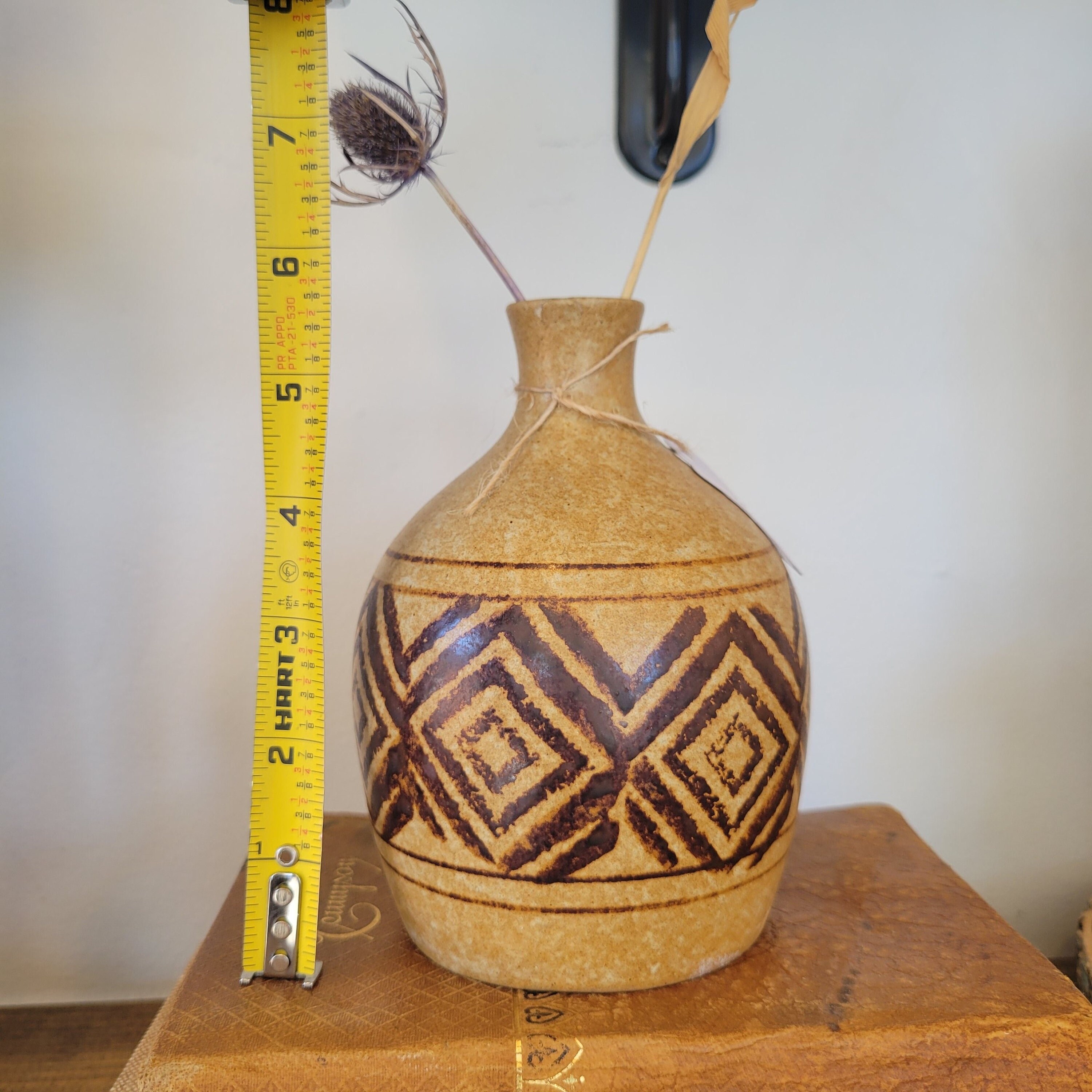 Vintage Clay Vase/ Home Decor/ Beachhouse Decor/ Cabin Decor/minimalist ...