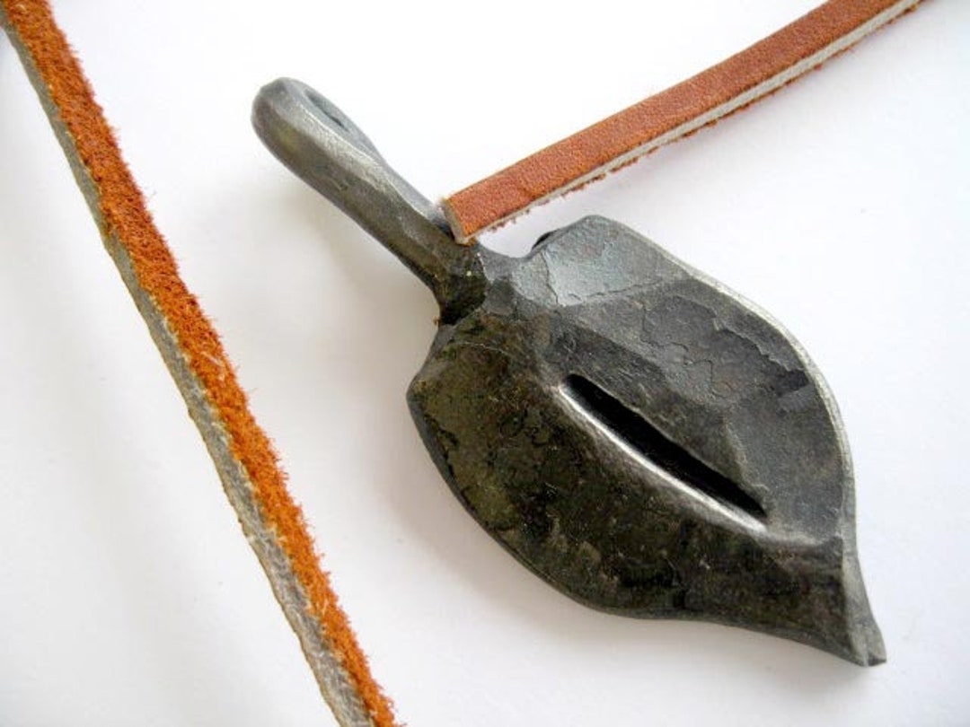 Iron Pendant of the Norse Rune Isa standstill/ice - Etsy