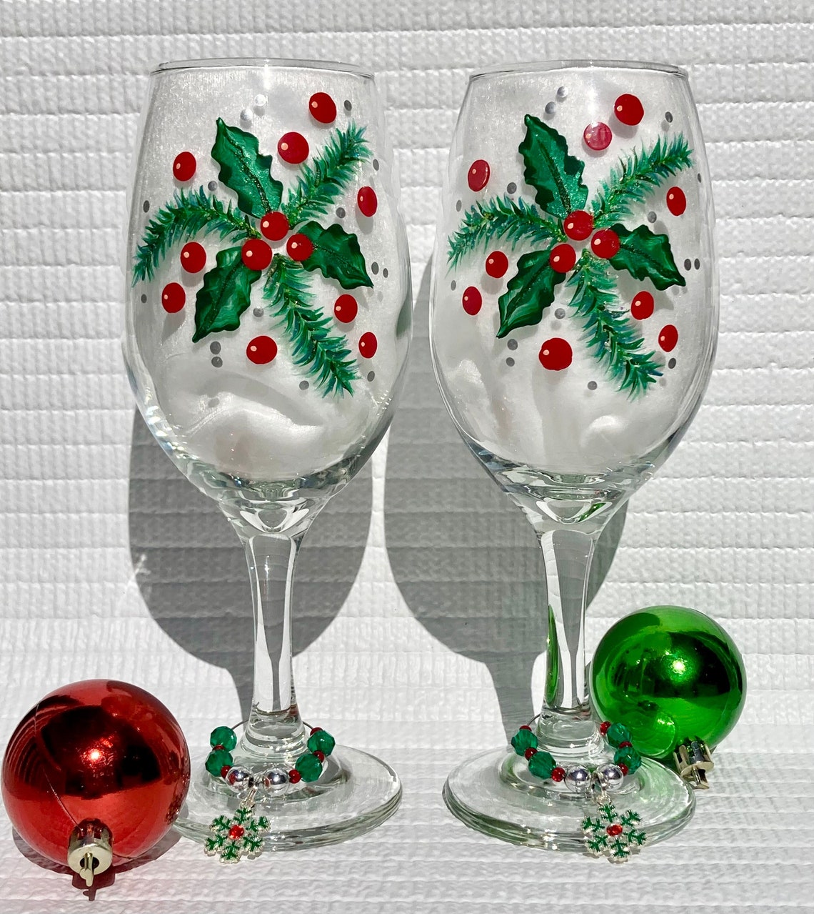 Christmas Wine Glasses Hand Painted Holly and Wine Glass - Etsy