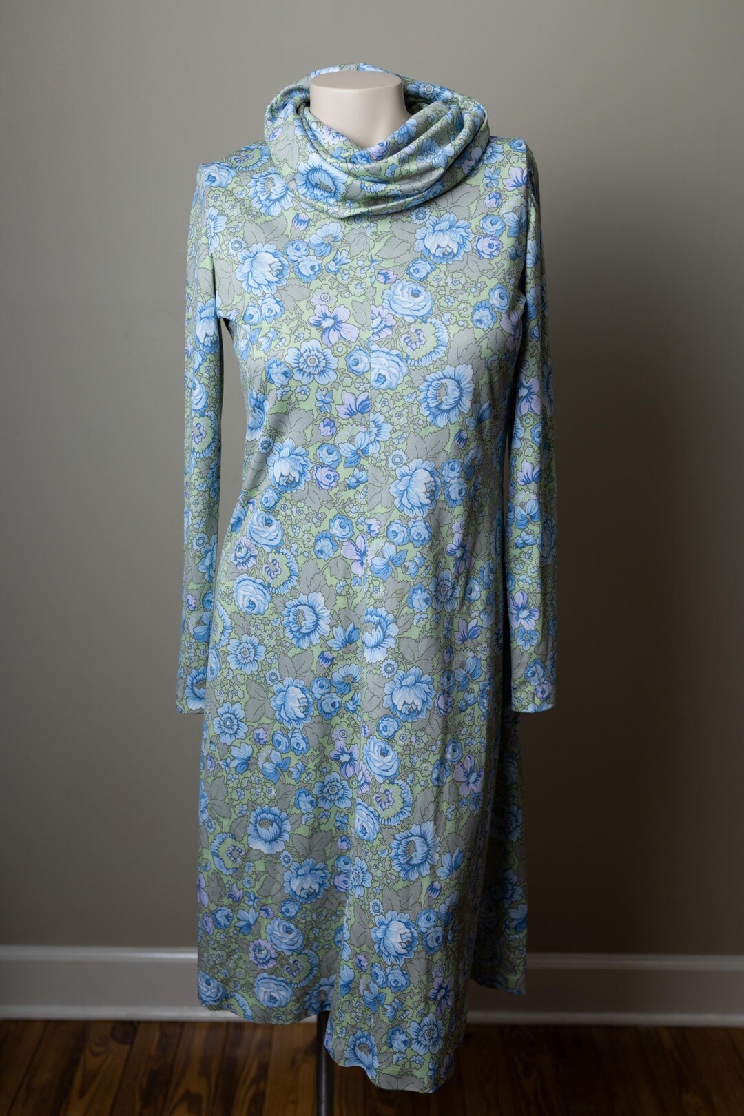 Vintage Mod Floral Long Sleeved Dress |S - Etsy