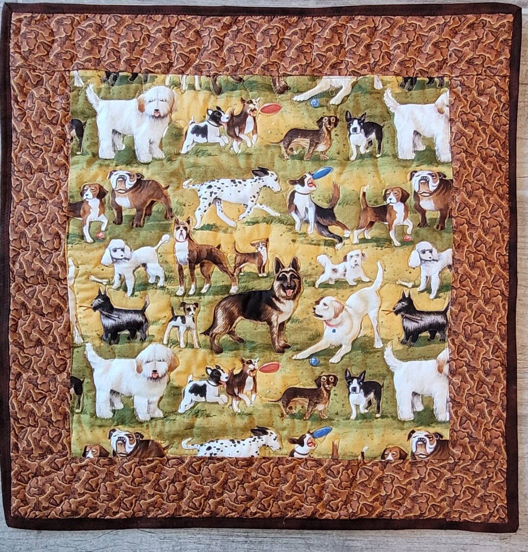 Dog Quilt, Puppy, Paws, Blanket, Beagle, Poodle, Labrador, German ...
