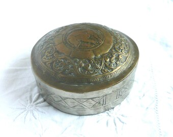 Antique Indian Brass Paan Daan Box Indian Spice Box Supari - Etsy UK