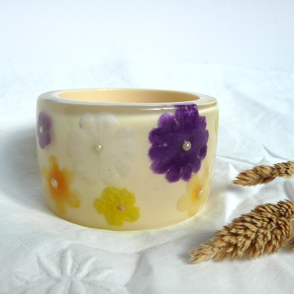 Resin Flower Bangle - Etsy