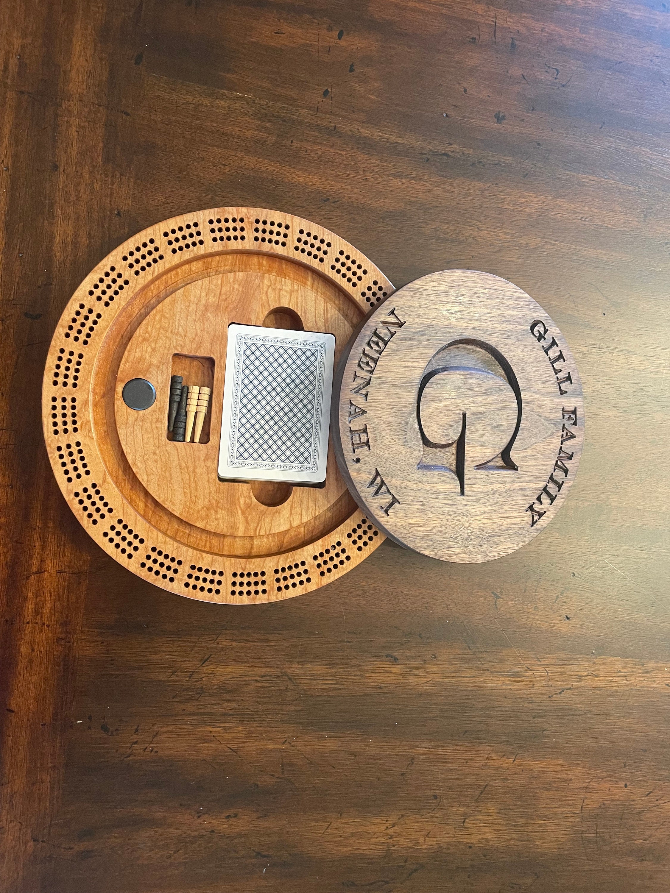 Family Logo Cribbage Board - Etsy