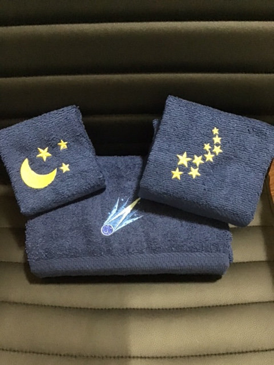 3 Piece Embroidered Bath Towel Set With Moon, Stars and Comet ...