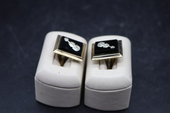 Vintage Reverse Painted Glass Violin Cufflinks - Gold… - Gem
