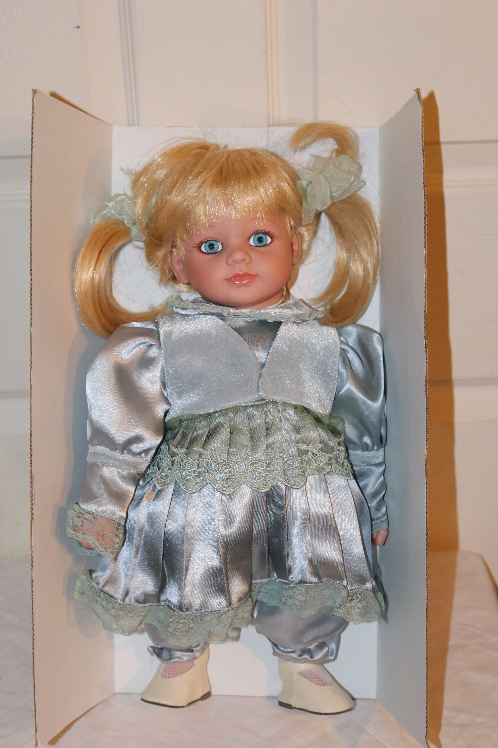 Seymour Mann "december" Birthstone Dolls in Original Box With COA MIB ...