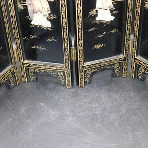 Black Lacquer Folding Screen: Hand-painted Limestone Geisha, Gold ...