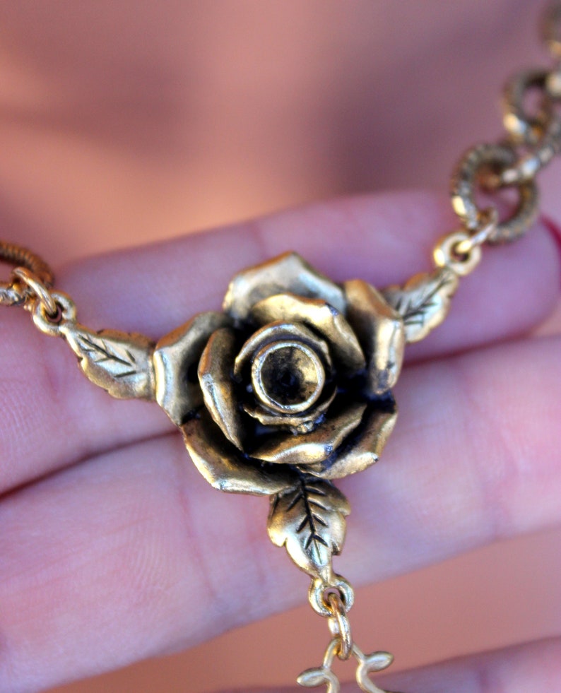 Queen Bee Necklace Women Gold Bumble Bee Pendant Necklaces - Etsy