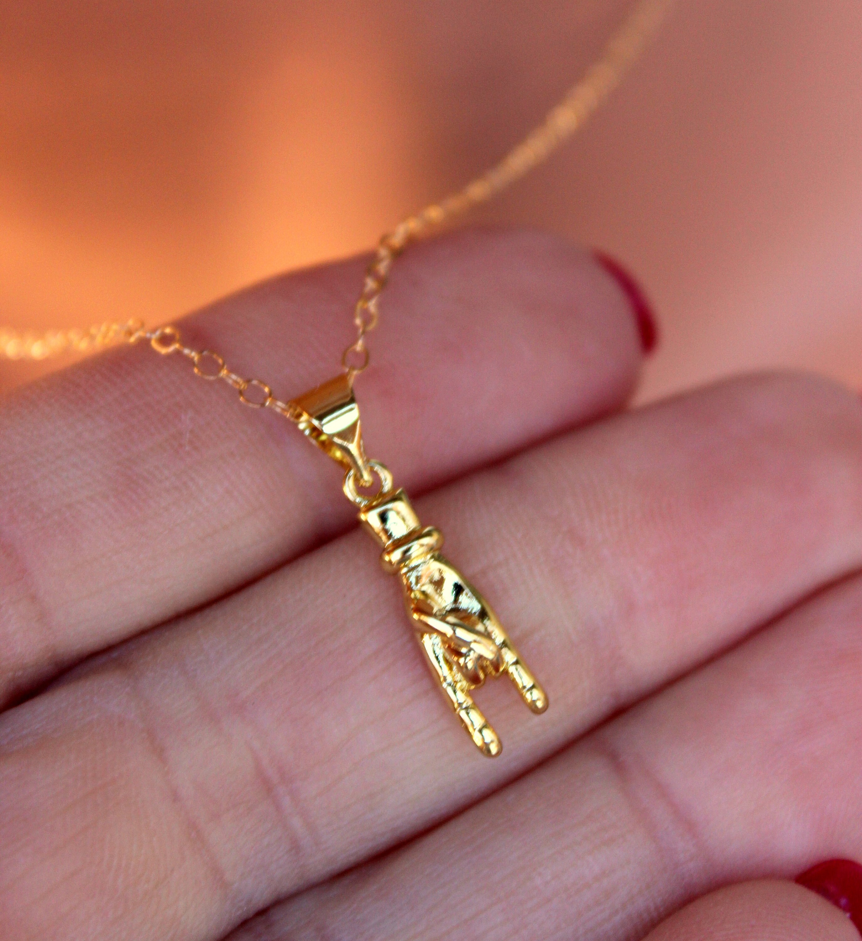 Gold Mano Cornuto Hand Charm Necklace Women Gold Cable Chain Italian ...