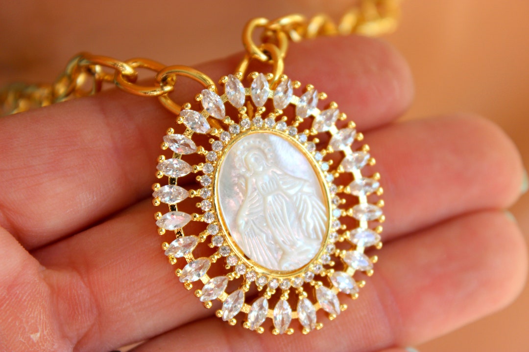Large Gold Miraculous Cameo Choker Necklace Chunky Thick Chain Pearl ...
