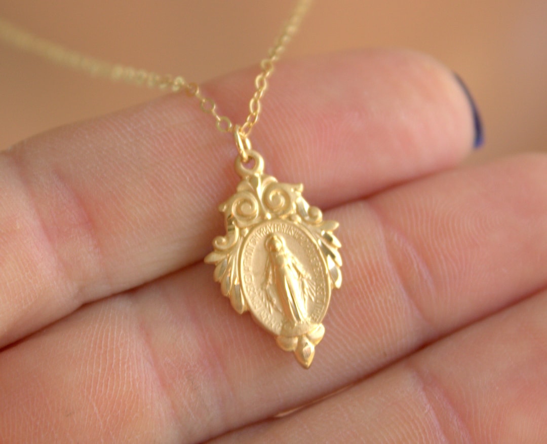 BEST SELLER Pendant Necklace Gold Mother Mary Charm Necklace Sterling ...