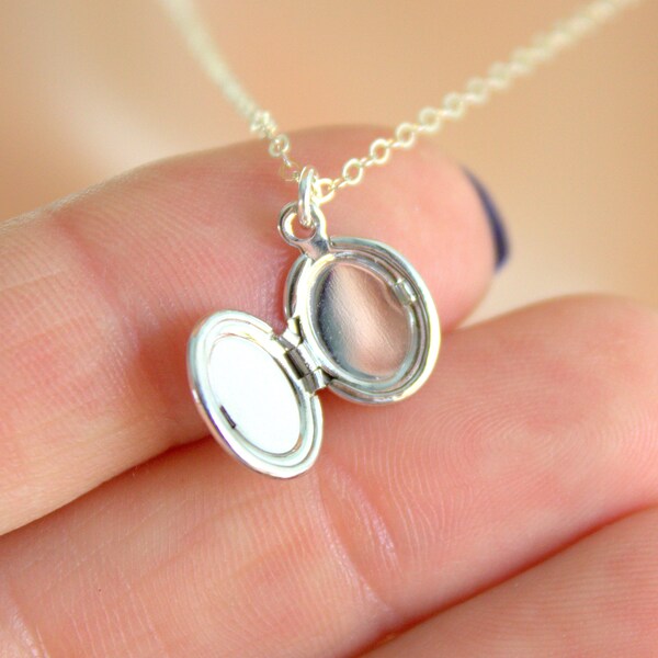 Silver Locket - Etsy