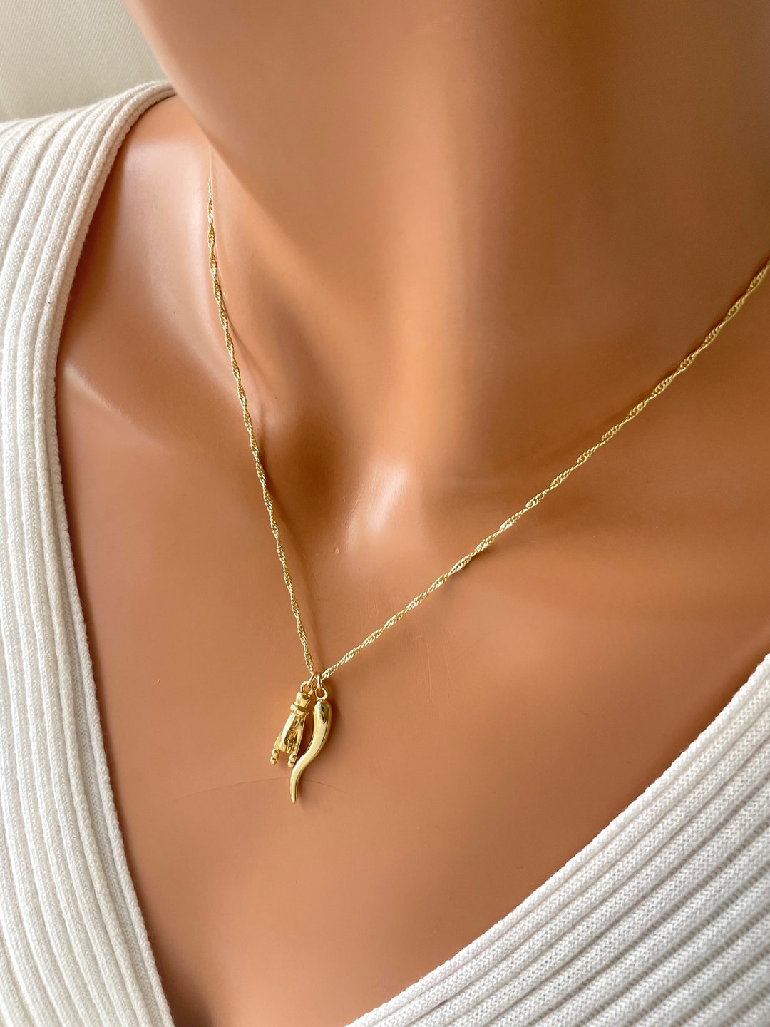 14k Gold Filled Mano Cornuto Hand Horn Charm Necklace Singapore Chain ...