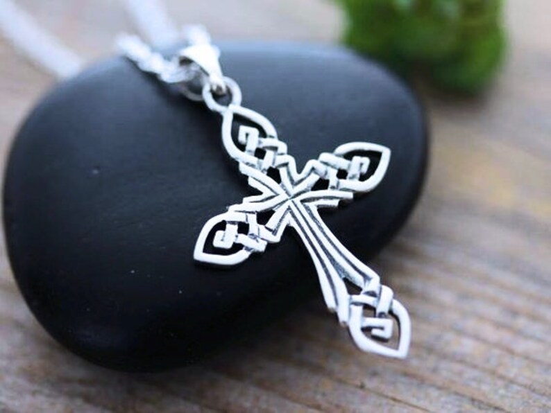 Small Celtic Cross Necklace Sterling Silver. Irish Knotted - Etsy