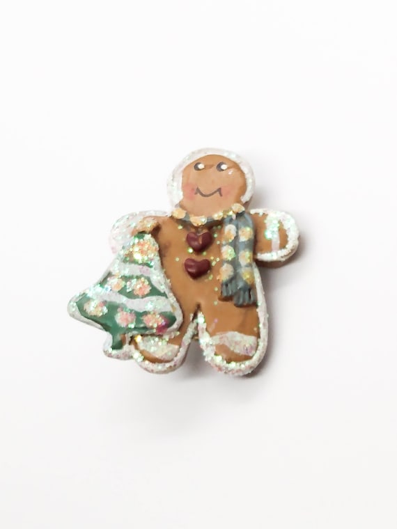 Vintage light brown gingerbread man pin brooch with g… - Gem