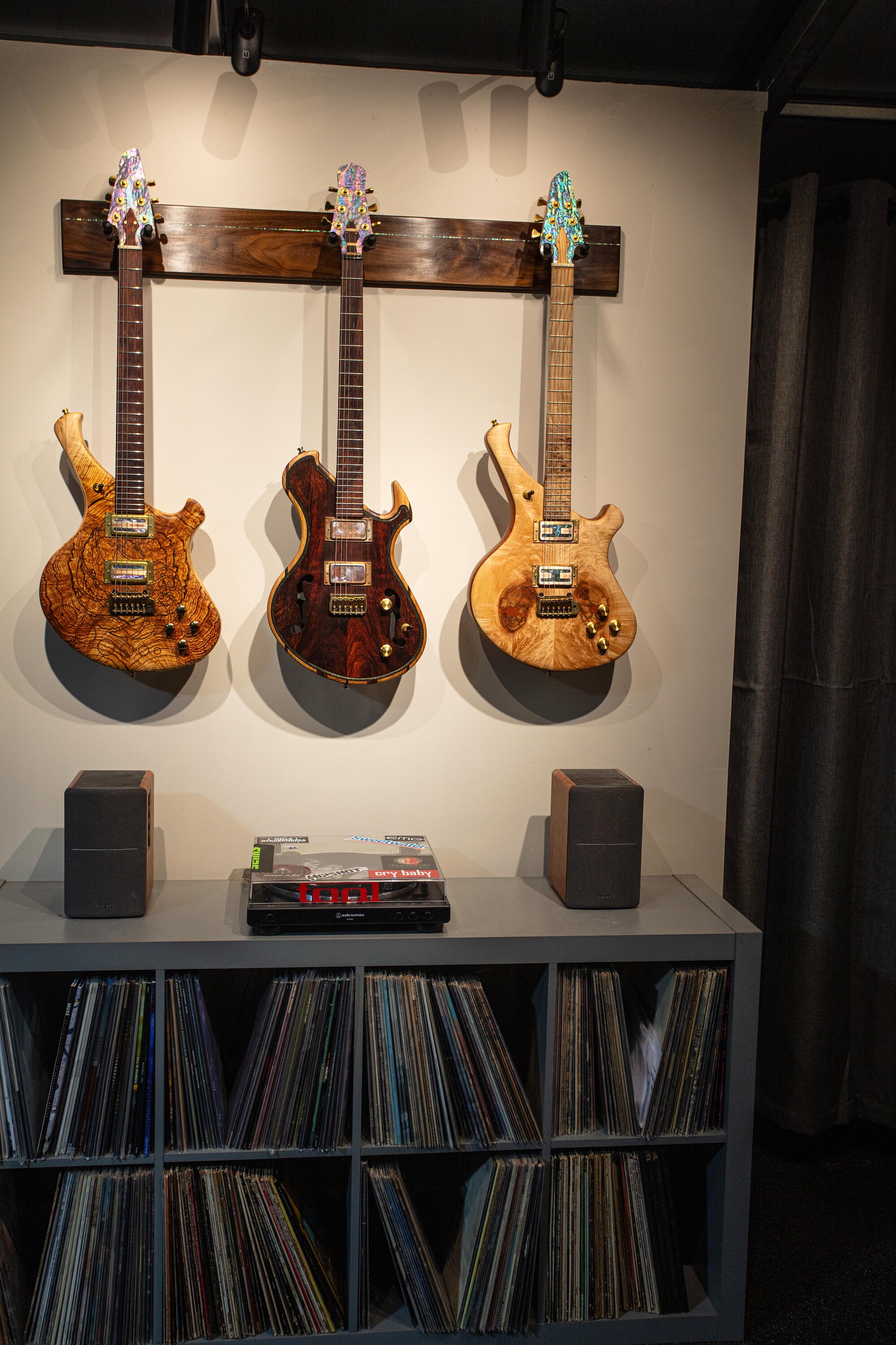 Guitar Wall Mount - Walnut Guitar Rack - Instrument Wall Display ...