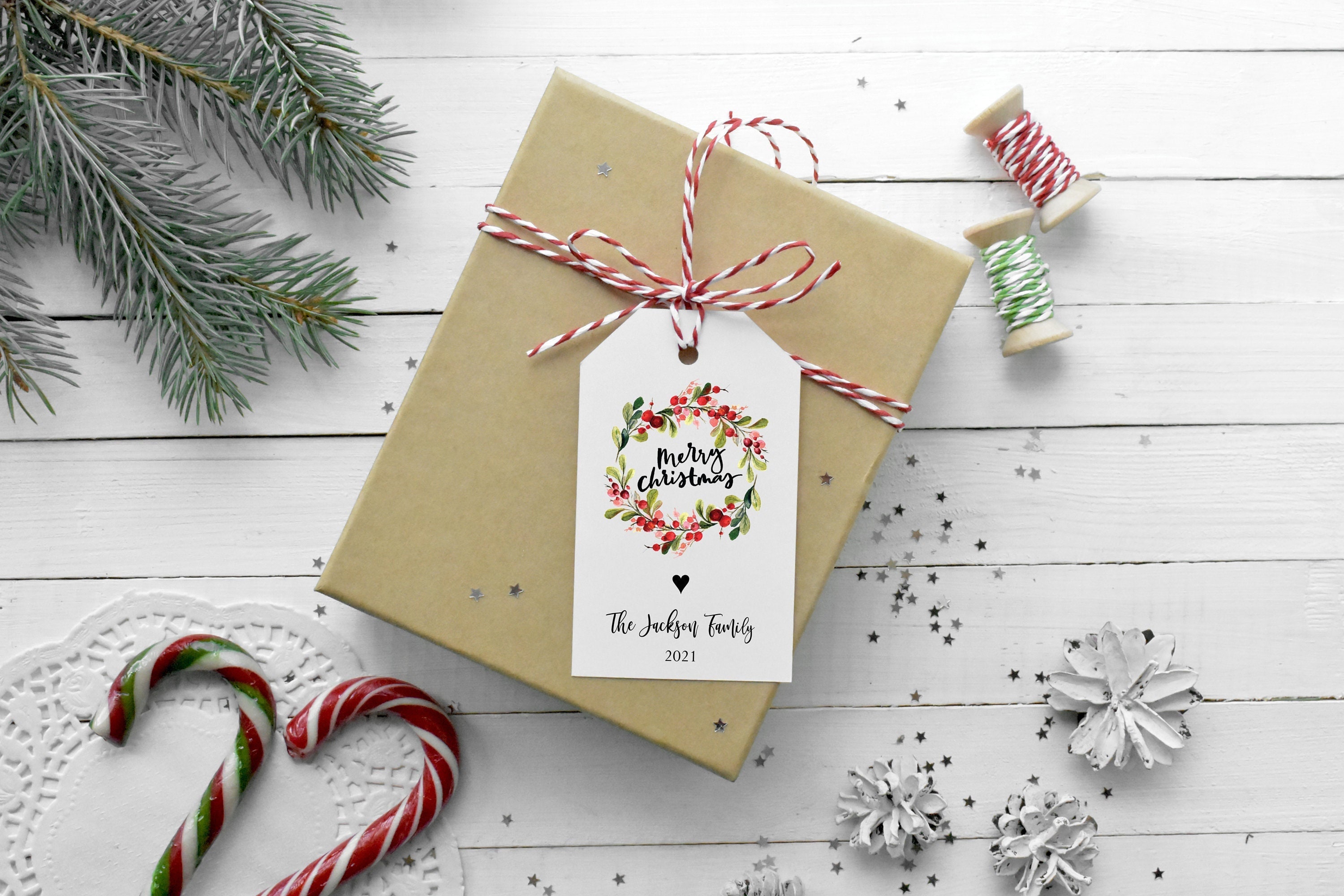 Merry Christmas Wreath Tag, Custom Holiday Gift Tag, Holiday Tags ...