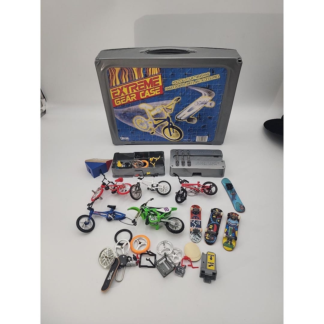 Tara Toy Extreme Gear Case Fingerboards Bikes Collectors Case W ...