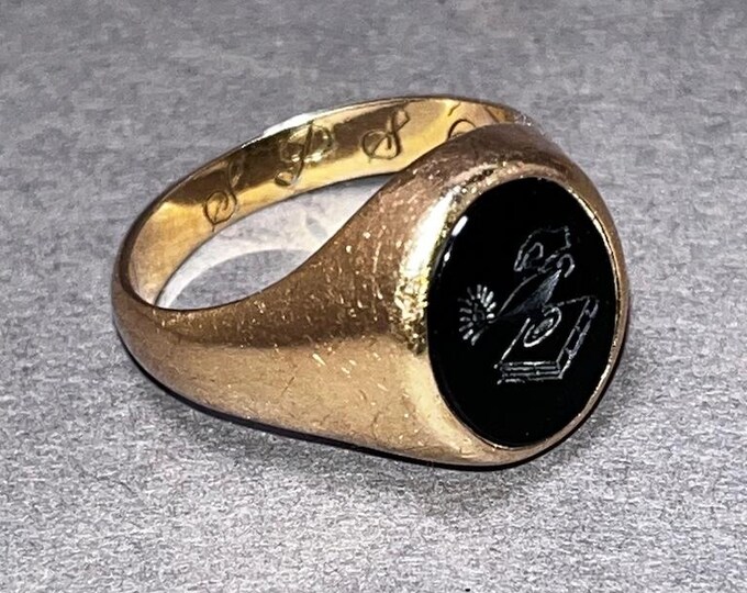 Dieges & Clust Ring Onyx and 10k Gold lamp of Knowledge dated 1962 ...