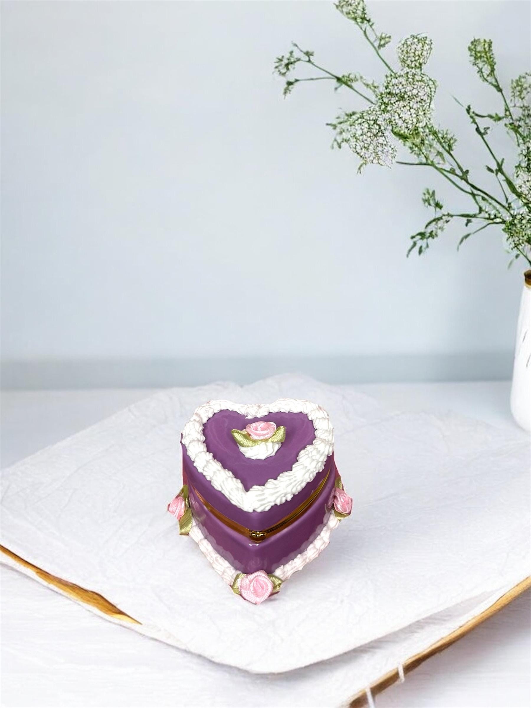 Heart Cake Faux Vintage Inspired Frosting Bow Ceramic Trinket Box - Etsy