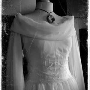 Ghostly Lily Munster Nightie / Nightgown / Nightdress and Nightcap ...