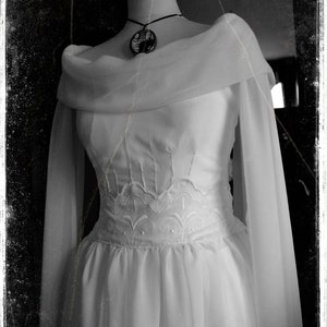 Ghostly Lily Munster Nightie / Nightgown / Nightdress and Nightcap ...