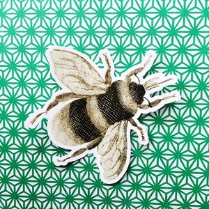 Bee Laptop Sticker, Vinyl Retro Stickers, Bumper Sticker, VSCO Laptop ...