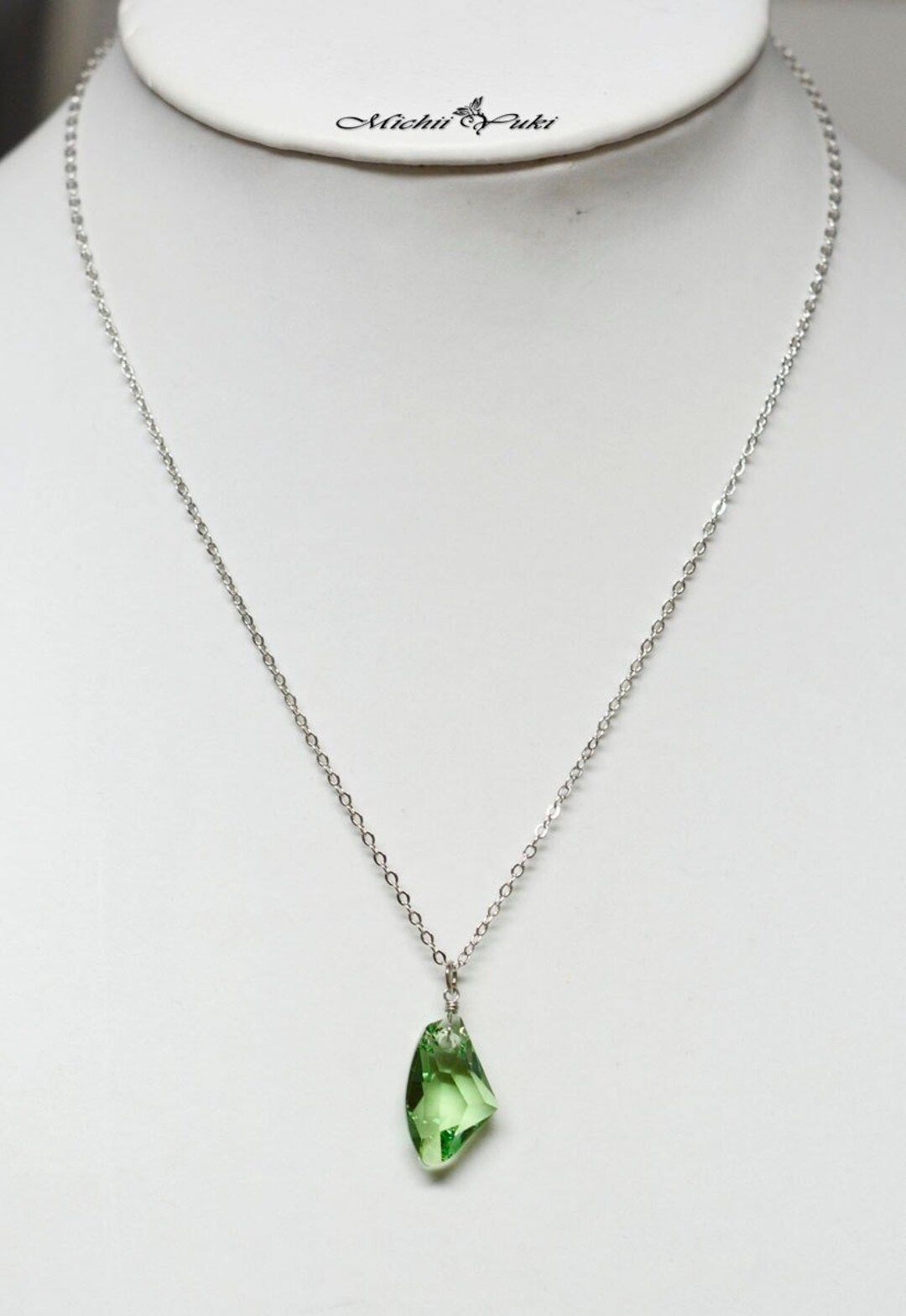 Final Fantasy Raw Crystal Inspired Necklace - Holy Materia - Magic ...