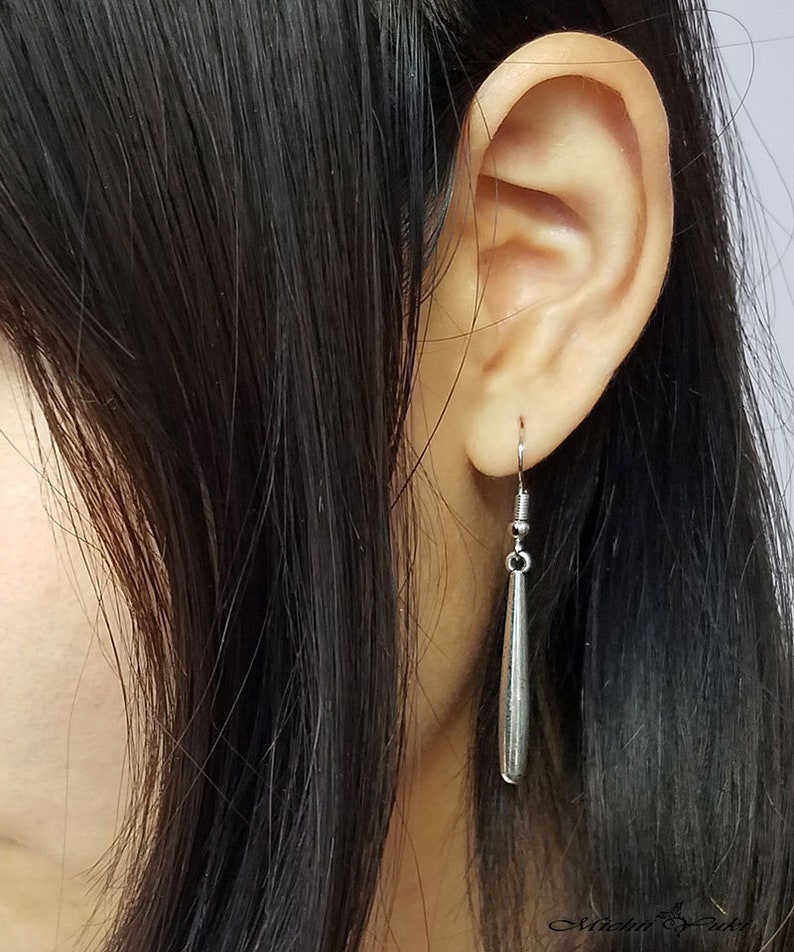 Final Fantasy 7 Tifa Lockhart Inspired Silver Drop Earrings - Etsy