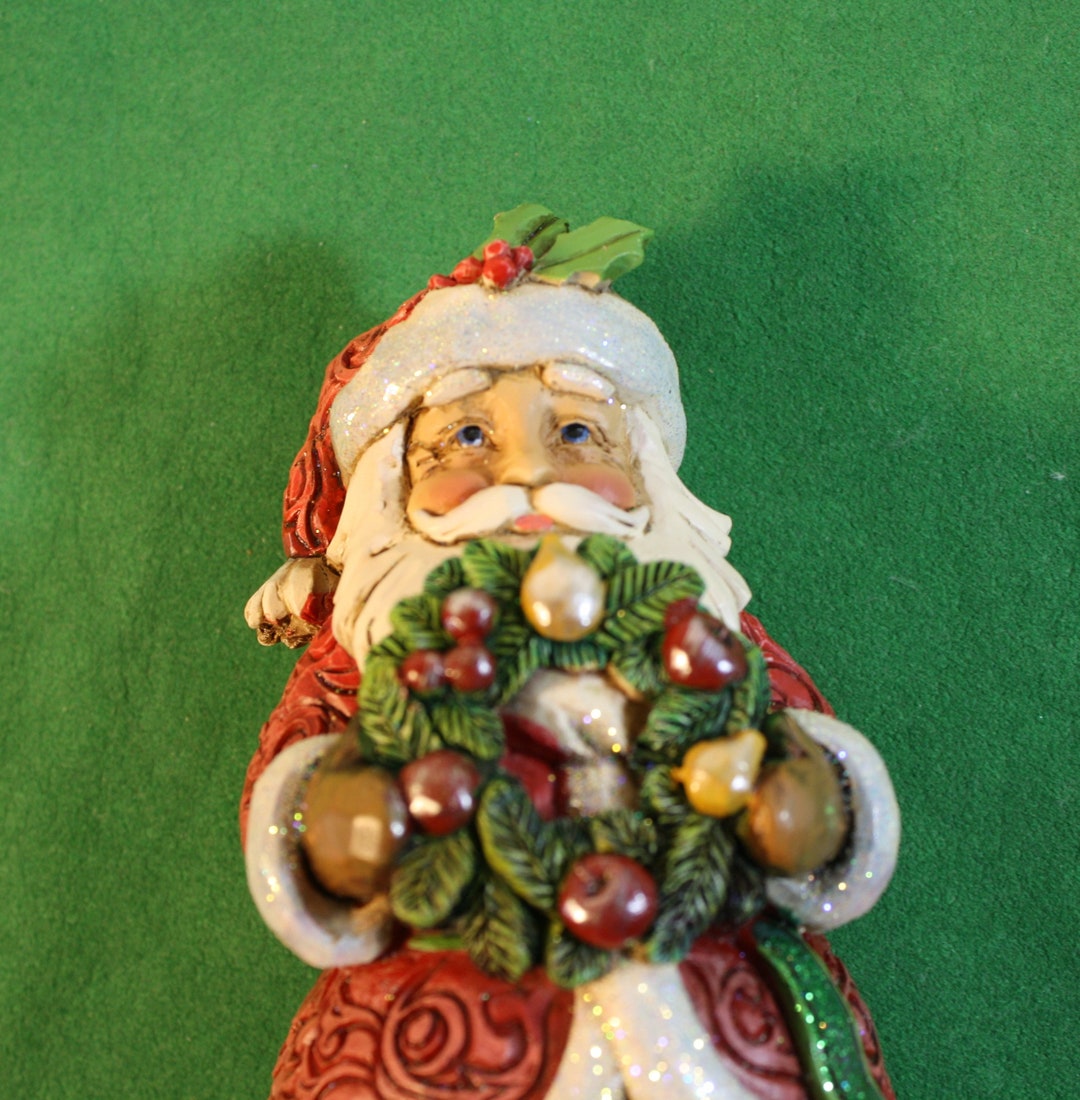 Vintage Resin Santa and Wreath, 5 Inches Tall - Etsy
