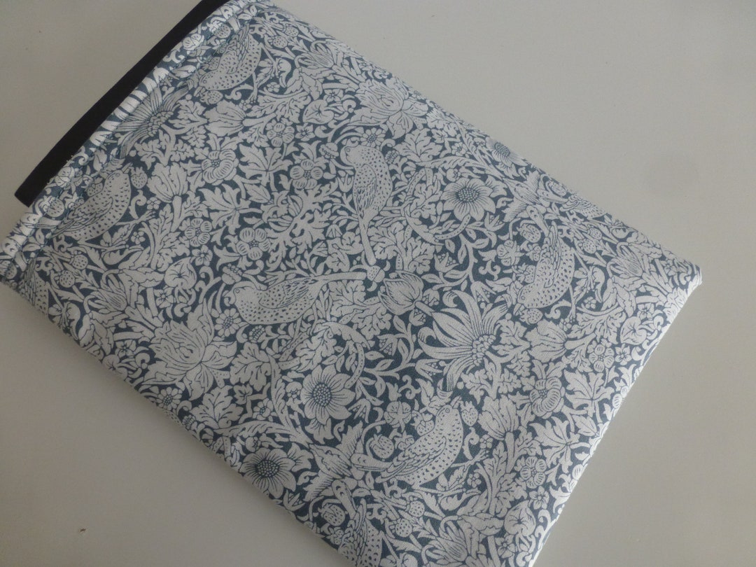 Tealcream William Morris Pure Strawberry Thief Book Buddypadded Book ...