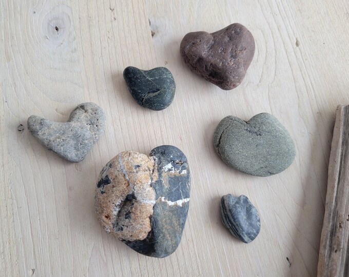 Heart Shaped Stone Set, Love Stones, Mixed Lot (6) Heart Rock Paper ...