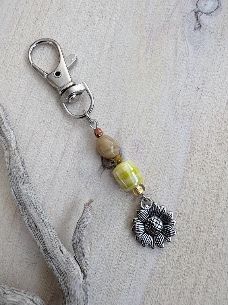 Floral Keychain, Spring Flower Purse Charm, Zipper Pull, Dangling ...